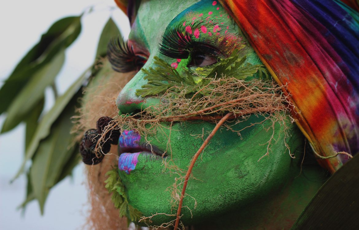 Exposição conta história de Uýra Sodoma, drag queen amazonense que ...